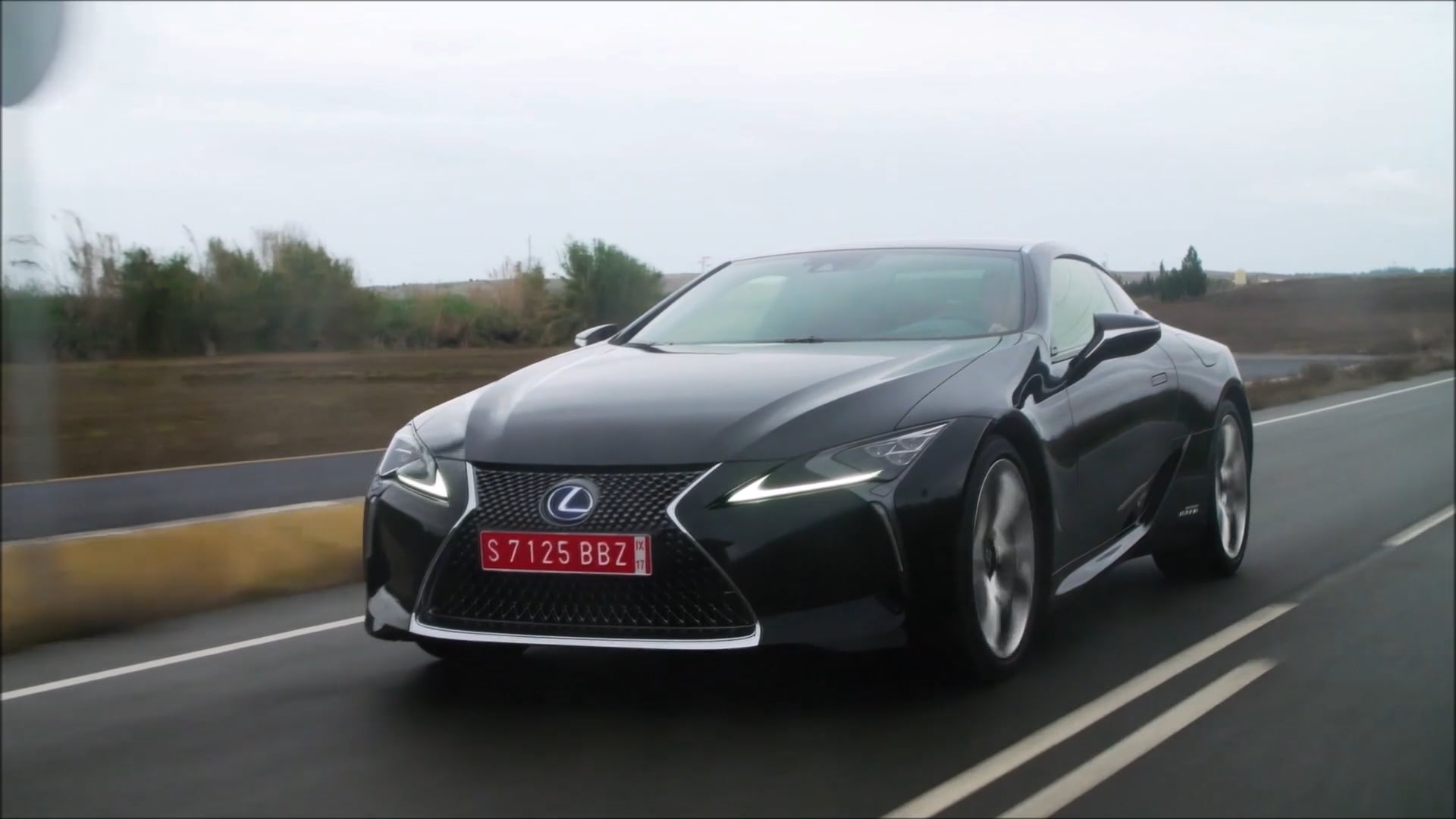 Overview: 2018 Lexus 500h Hybrid